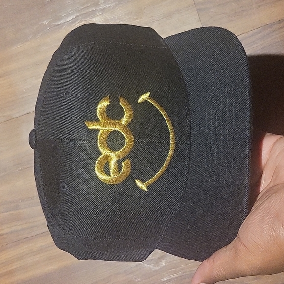 Insomniac | Accessories | Edc Smile Snapback Hat | Poshmark